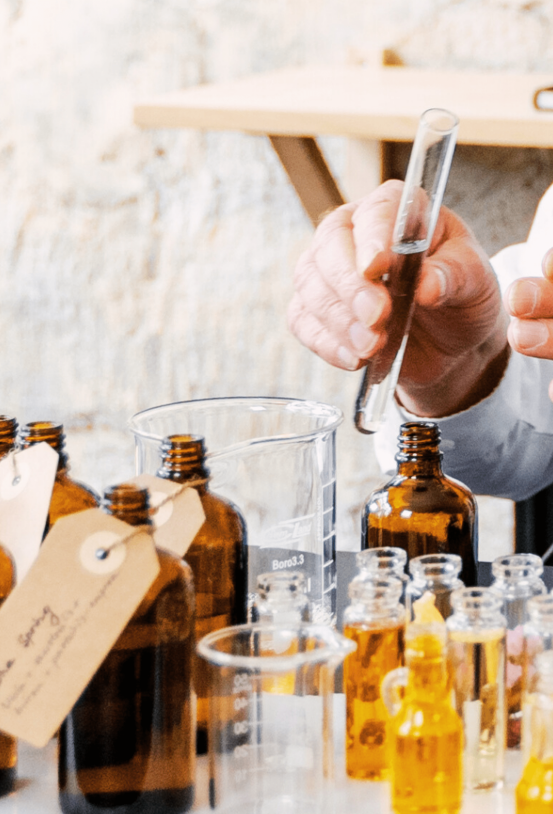 Comprendre les notes de parfum : Exploration de leur rôle